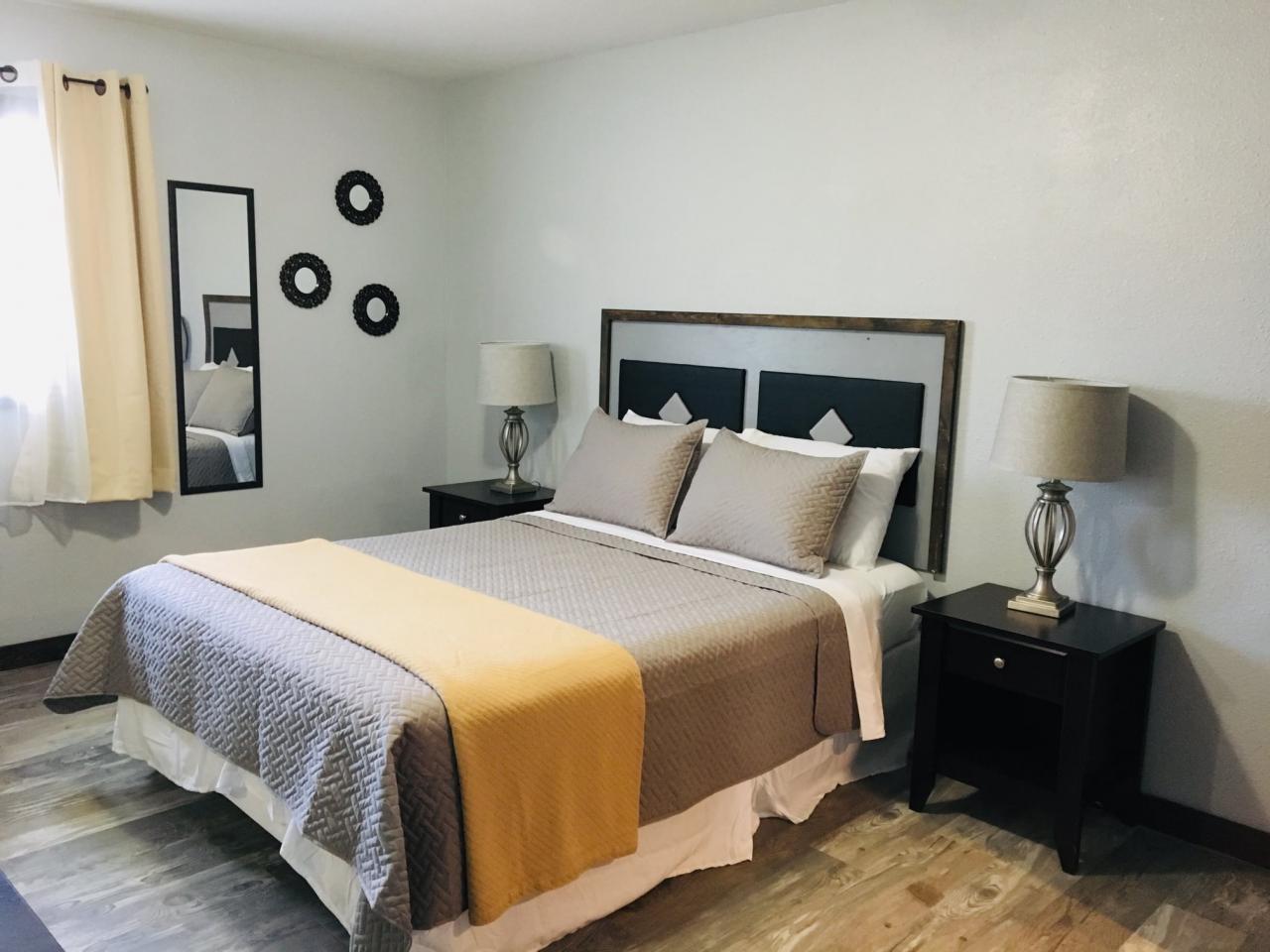 Quality, Cheap Hotel Rooms in Soldotna AK: Alaska Anglers Inn
